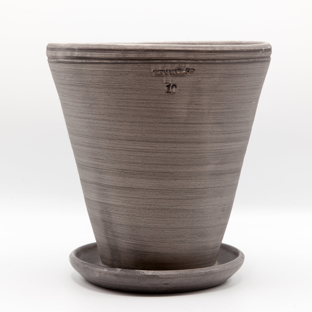 Ben Wolff Gray Footed Herb Pot / GRDN